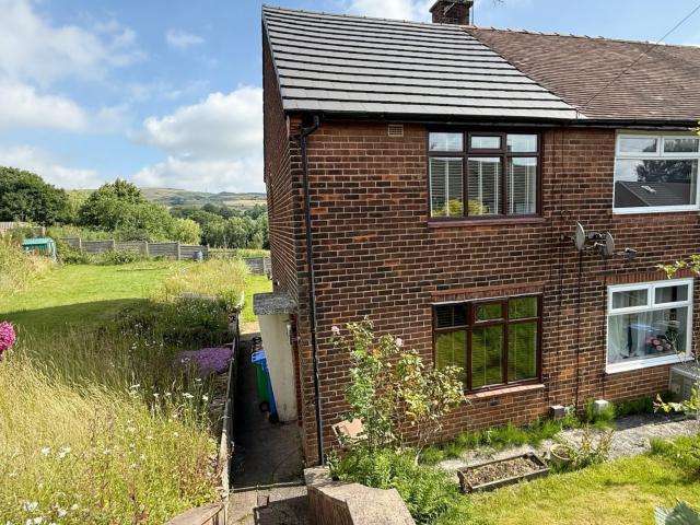 Whalley Avenue, Littleborough, Rochdale OL15 9HT Littleborough