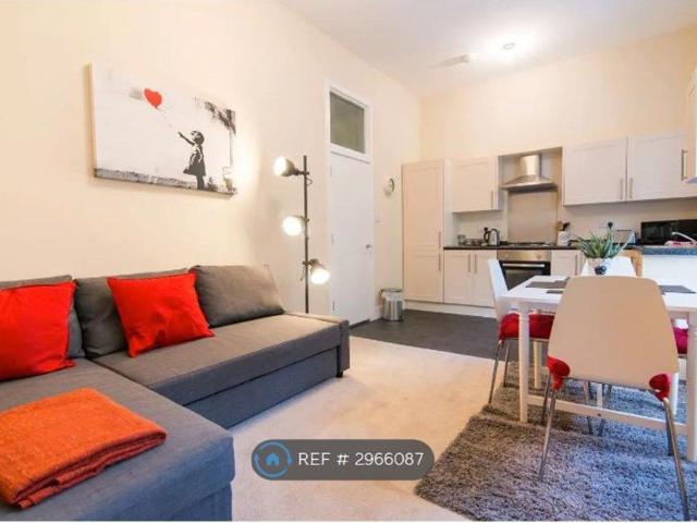 Whalley Road, Manchester M16, 1 bed flat to rent, £895 pcm | PrimeLocation