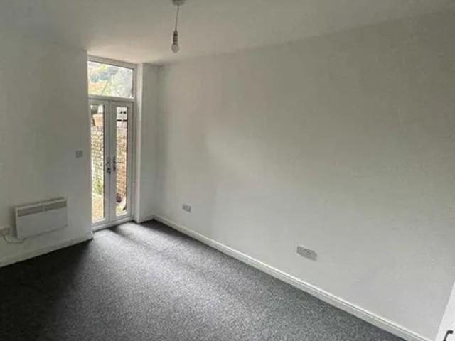 Whalley Street, Liverpool, L8 4RG, United Kingdom | 1 bed apartment for rent #167486383 | Rentberry
