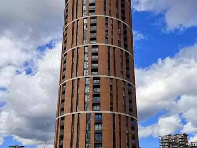 Wharf Approach, Leeds, 2 Bedroom Flat