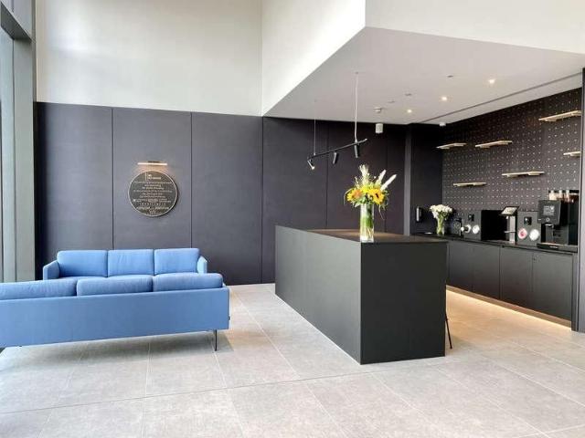 Wharf End, Block, Manchester, M17