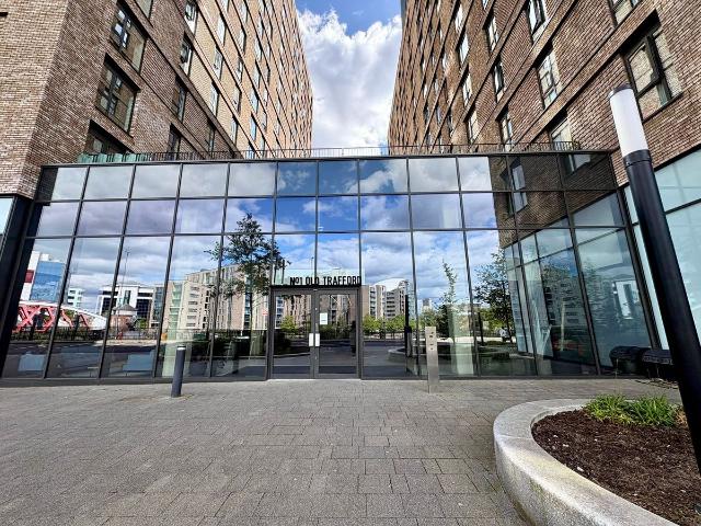 Wharf End, Manchester M17, 2 bed flat to rent, £1,250 pcm | PrimeLocation