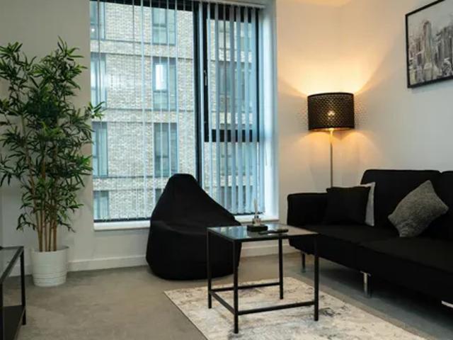 Wharf End, Stretford, M17 1GW, United Kingdom | 2 bed apartment for rent #160125640 | Rentberry