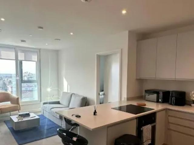 Wharf End, Stretford, M17 1HY, United Kingdom | 2 bed apartment for rent #161885243 | Rentberry