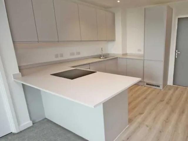 Wharf End, Stretford, M17 1HY, United Kingdom | 2 bed apartment for rent #165951556 | Rentberry
