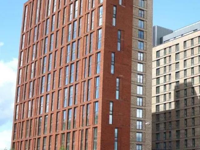 Wharf End, Stretford, M17 1HY, United Kingdom | 2 bed apartment for rent #166489420 | Rentberry