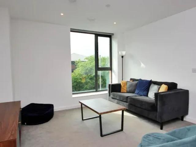 Wharf End, Stretford, M17 1HY, United Kingdom | 2 bed apartment for rent #167613637 | Rentberry