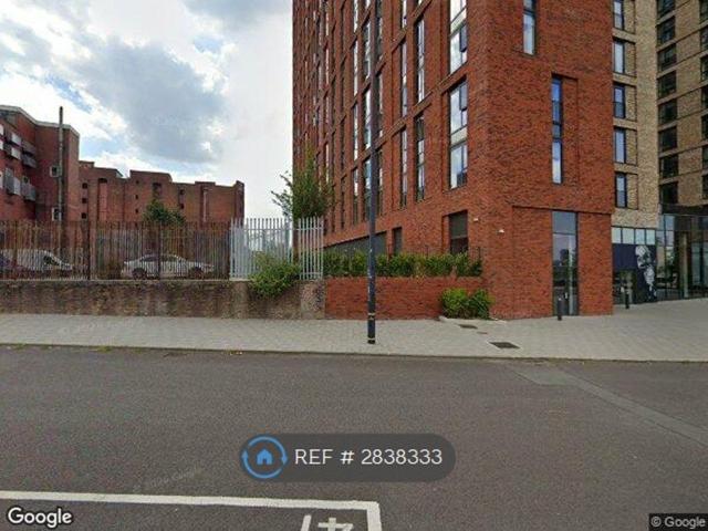 Wharf End, Trafford Park, Manchester M17, 1 bed flat to rent, £1,175 pcm | PrimeLocation