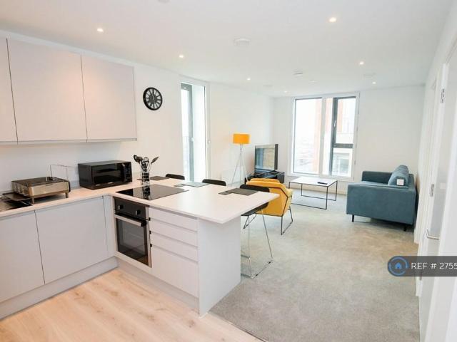 Wharf End, Trafford Park, Manchester. 1 bed flat to rent £1,150 pcm £265 pw
