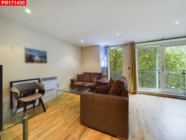 Wharf Lane, London E14, 2 bed flat to rent, £2,799 pcm | PrimeLocation