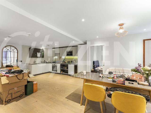 Wharf Road, London N1, 2 bed flat to rent, £3,098 pcm | PrimeLocation