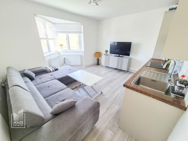 Wharf Road, London N1, 2 bed flat to rent, £2,700 pcm | PrimeLocation