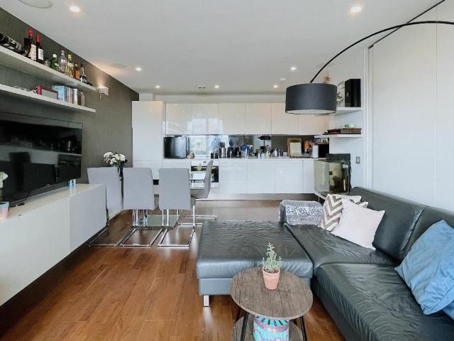 Wharf Street, Deptford SE8, 3 bed flat to rent, £3,000 pcm | PrimeLocation