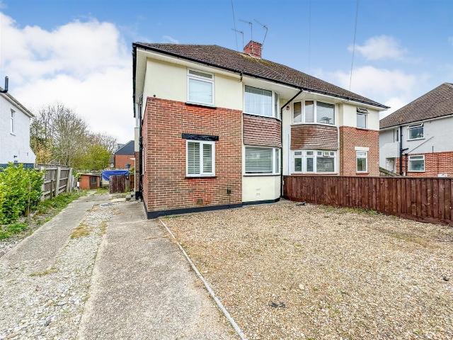 Wharfdale Road, Poole BH12, 2 bed flat to rent, £1,150 pcm | PrimeLocation