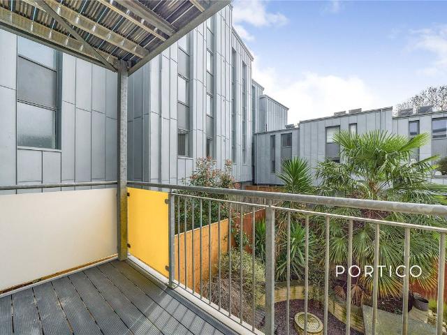 Wharncliffe Mews, London SW4, 1 bed flat to rent, £1,900 pcm | PrimeLocation
