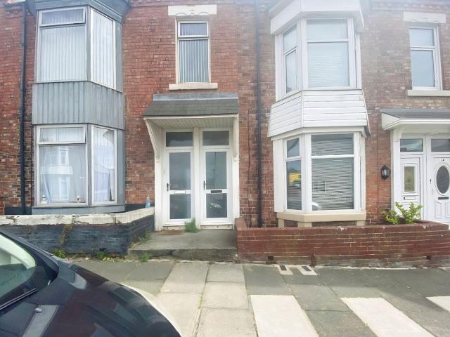 Wharton Street, South Shields NE33, 3 bed flat to rent, £625 pcm | PrimeLocation