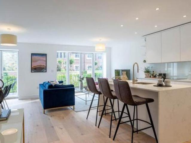 Whetstone Square, High Road, 1 Bedroom Apartment