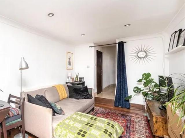 Whewell Road, London, N19 4LS, United Kingdom | 2 bed apartment for rent #123041521 | Rentberry