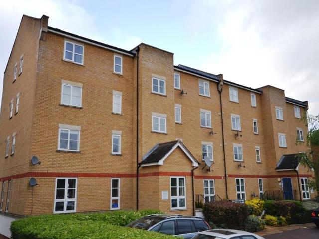Wheat Sheaf Close, Isle of Dogs, E14 9UY 2 bed flat to rent £2,150 pcm £496 pw