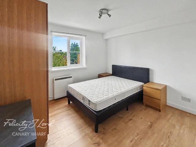 Wheat Sheaf Close, London 2 bed apartment to rent £2,200 pcm £508 pw