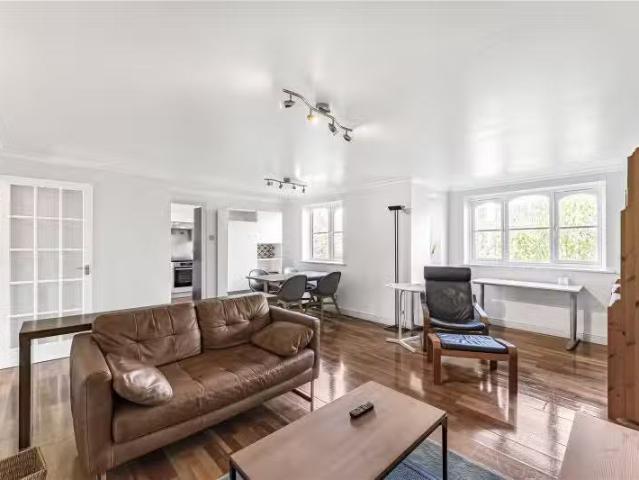 Wheat Sheaf Close, London, E14 9UY