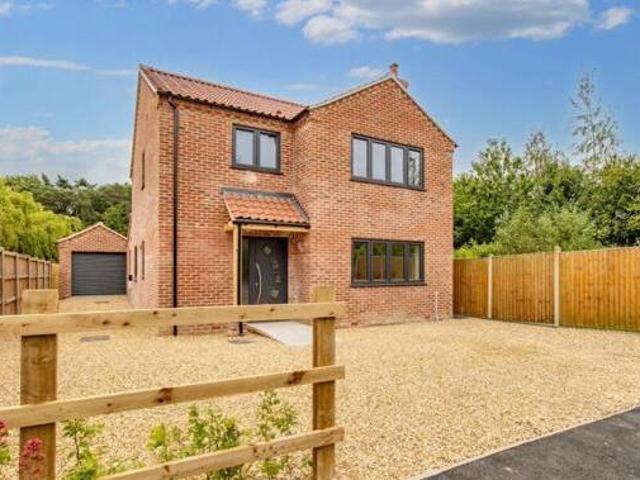 Wheatfields, Hillington, 4 Bedroom Detached