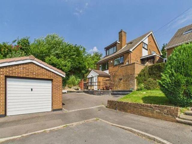 Wheathill Close, Penn, 3 Bedroom Detached