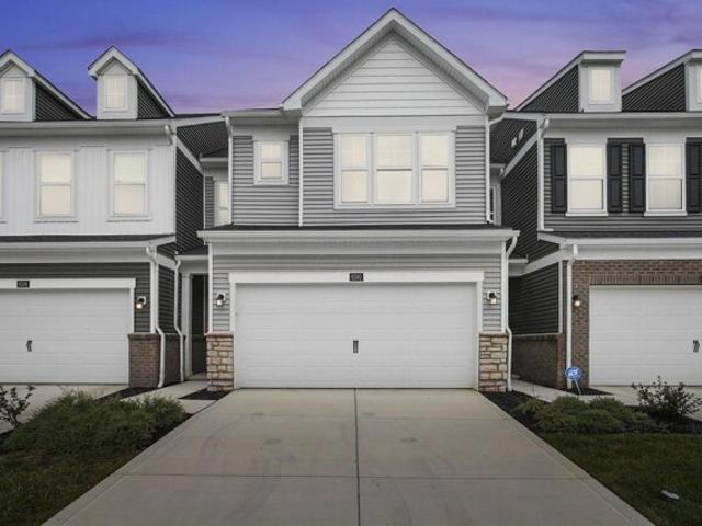 Wheatly Rd, New Albany, Condo For Sale