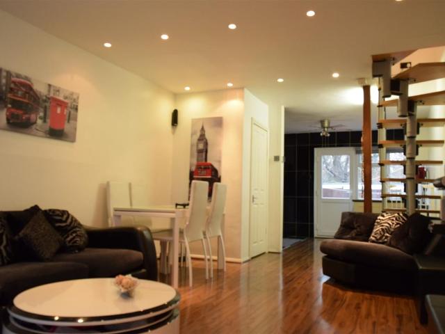 Wheatlands, Hounslow TW5, 2 bed property to rent, £1,850 pcm | PrimeLocation