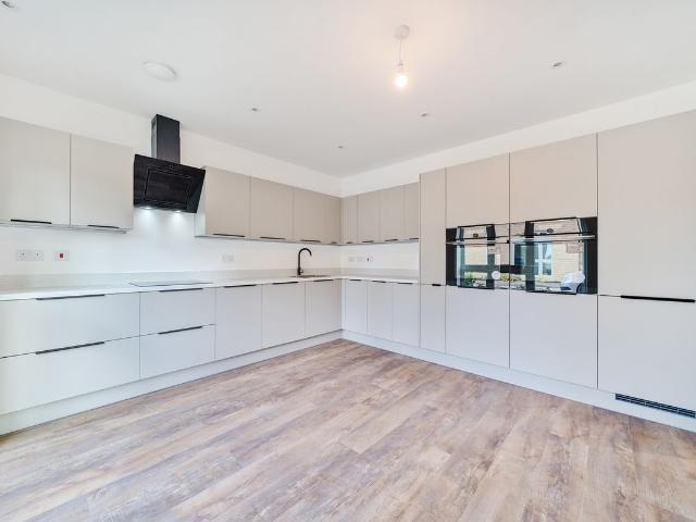 Wheatley Carr, Nelson BB9, 4 bed detached house to rent, £1,650 pcm | PrimeLocation
