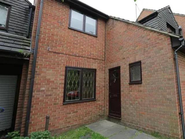 Wheatley Close, Grahame Park, London, NW4 4LG, United Kingdom | 5 bed duplex for rent #140397831 | Rentberry