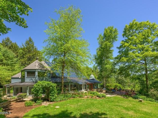 Wheatley Dr, Stockbridge, Home For Sale