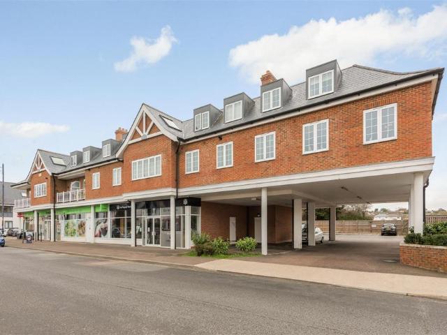 Wheatley Road, Whitstable 1 bed apartment to rent £1,025 pcm £237 pw