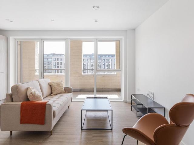 Wheatstone Gardens, London W10, 2 bed flat to rent, £3,532 pcm | PrimeLocation