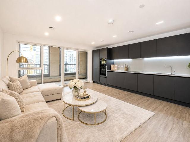 Wheatstone Gardens, London W10, 2 bed flat to rent, £3,250 pcm | PrimeLocation