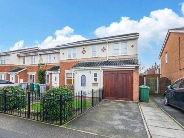 Wheatsheaf Avenue, Newark, 4 Bedroom End
