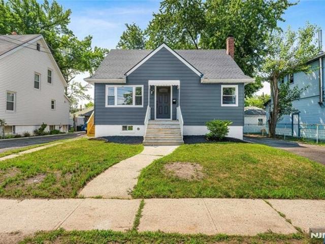 Wheatsheaf Rd, Roselle, Home For Sale