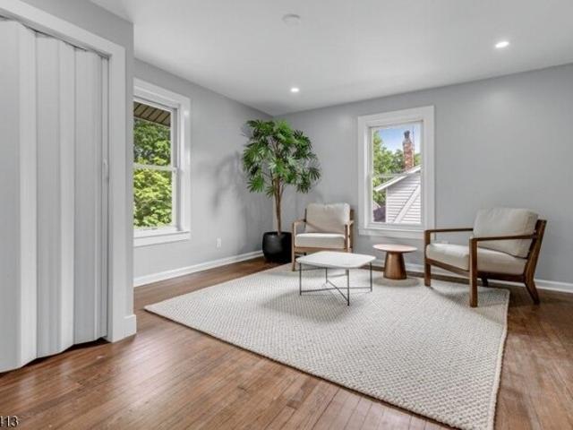 Wheatsheaf Rd, Roselle, Home For Sale