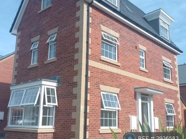Wheatsheaf Road, Wimborne, BH21 4 bed detached house to rent £2,295 pcm £530 pw