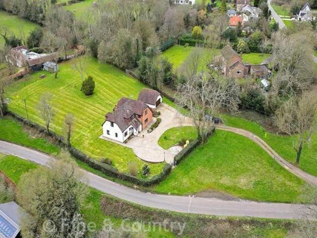 Wheel Barrow Town, Stelling Minnis, 4 Bedroom Detached