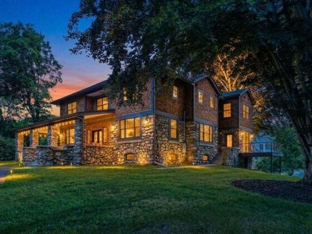 Wheeler Ln, Natick, Home For Sale