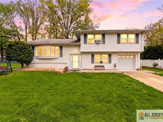 Wheeler Rd, North Brunswick, Home For Sale