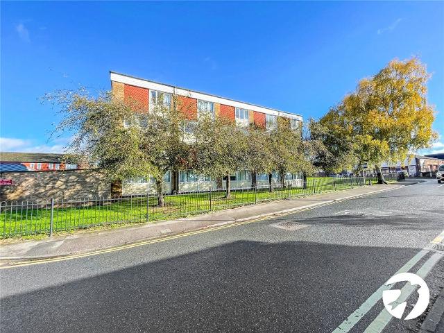 Wheeler Street, Maidstone, Kent ME14, 2 bed flat to rent, £1,250 pcm | PrimeLocation