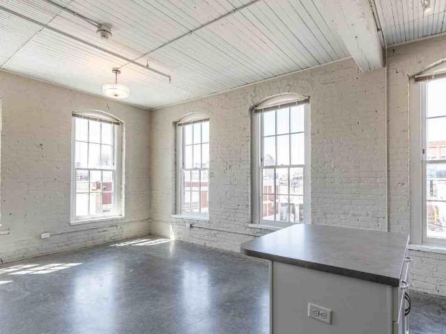 Wheelhouse Lofts Studio Apartment for Rent at 210 Wayne Ave, Dayton, OH 45402 Oregon
