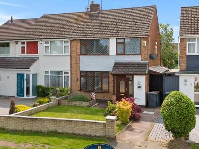 Wheelwright Lane, Ash Green, 3 Bedroom Semi detached