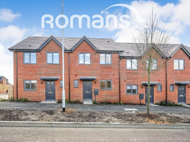 Wheldon Lane, Crowthorne, Berkshire RG45, 2 bed property to rent, £1,875 pcm | PrimeLocation