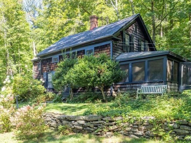 Whitcomb Hill Rd, Cornwall, Home For Sale