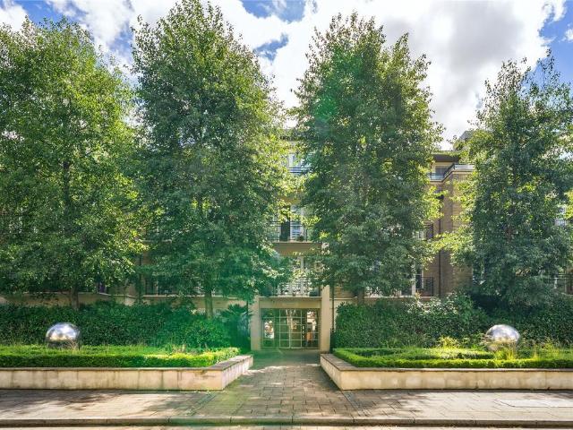 Whitcome Mews, Richmond, TW9 1 bed apartment to rent £2,250 pcm £519 pw