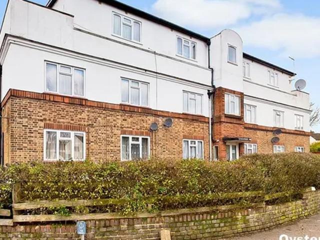 Whitchurch Avenue, South Stanmore, London, HA8 6HS, United Kingdom | 2 bed apartment for rent #139402766 | Rentberry