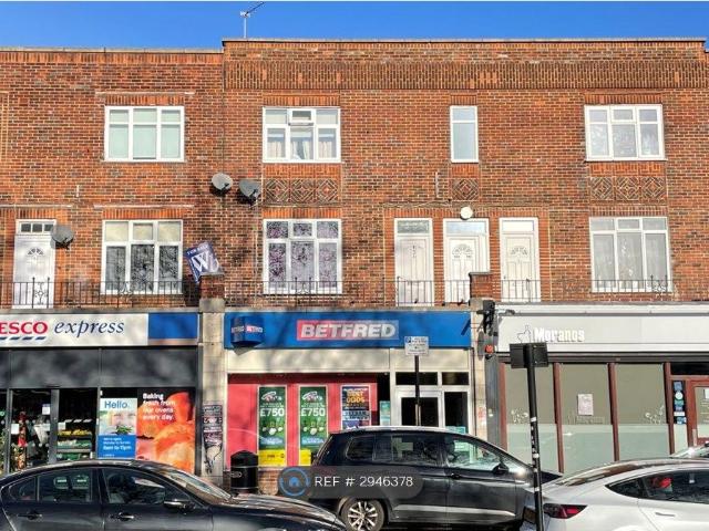 Whitchurch Lane, Edgware HA8, 2 bed flat to rent, £1,650 pcm | PrimeLocation